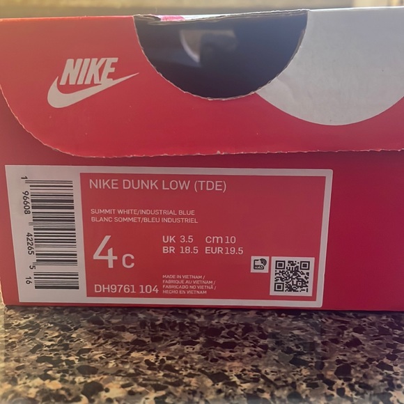 Nike | Shoes | Size 4c Nike Dunk Low | Poshmark